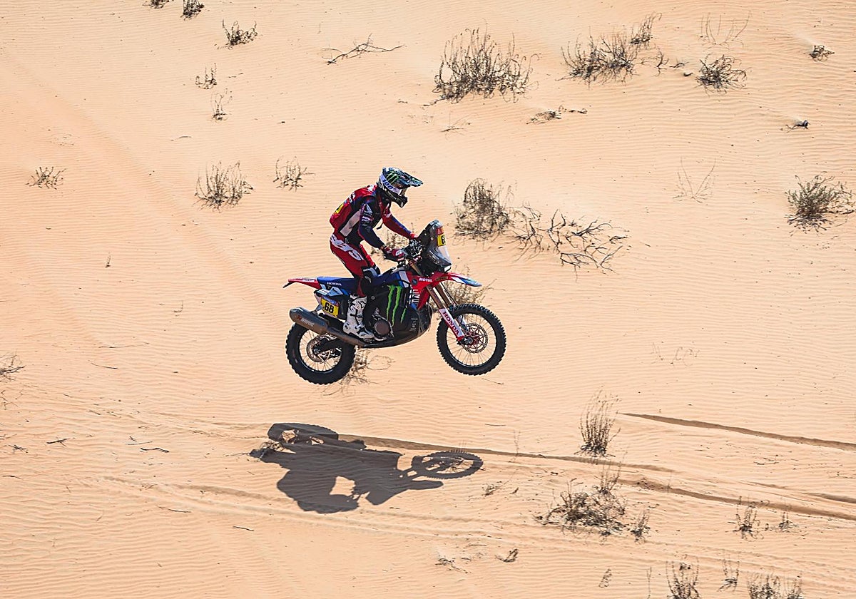 El valenciano Schareina gana su segunda etapa en el Dakar y se asegura el podio | Las Provincias